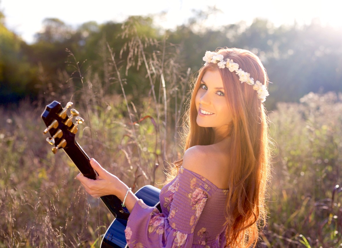 About – ANDREA PEARSON